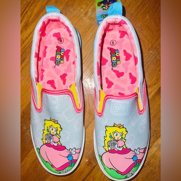 Nintendo | Shoes | Super Mario Princess Peach Slipon Twin Gore Sneakers ...